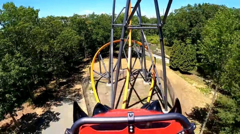 Six Flags - Complete Travel Guide | Attractions, Routes & Expert Tips ...