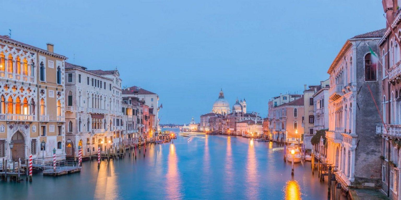 Venice Parking Guide 2026: Prices, Tips & Best Options - Itinerary Expert